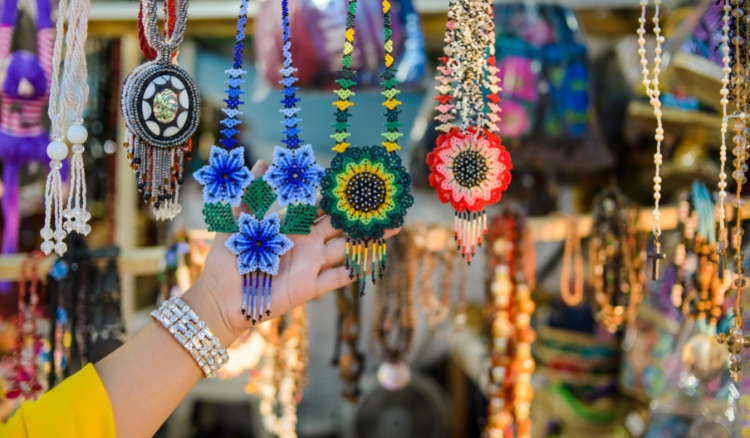 Best Selling Crafts: The 6 best selling types - Handcraft Cool
